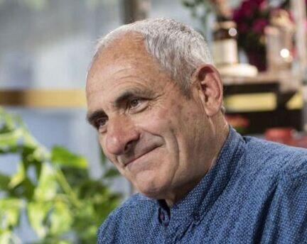 PHOTOS - L'amour est dans le pré : Mathieu, Thierry, Pierre... que ...