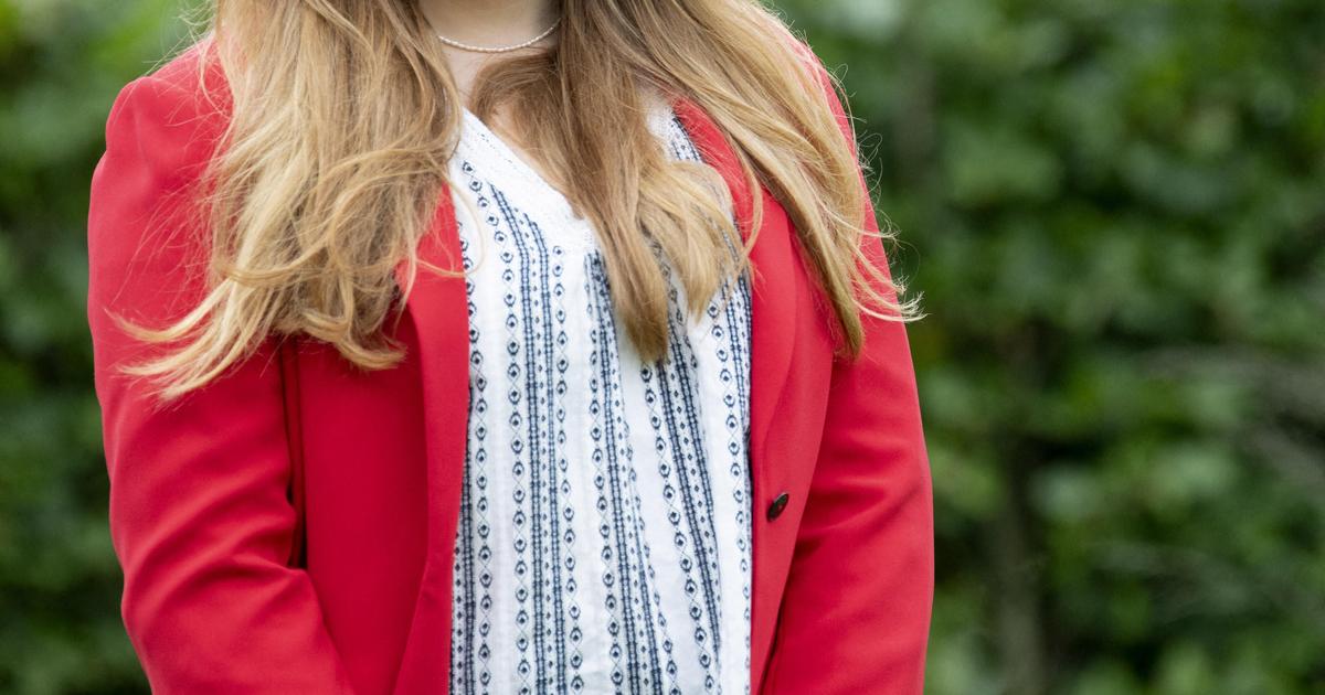 PHOTOS - Louane, Amel Bent..., ces stars ont été victimes de body shaming