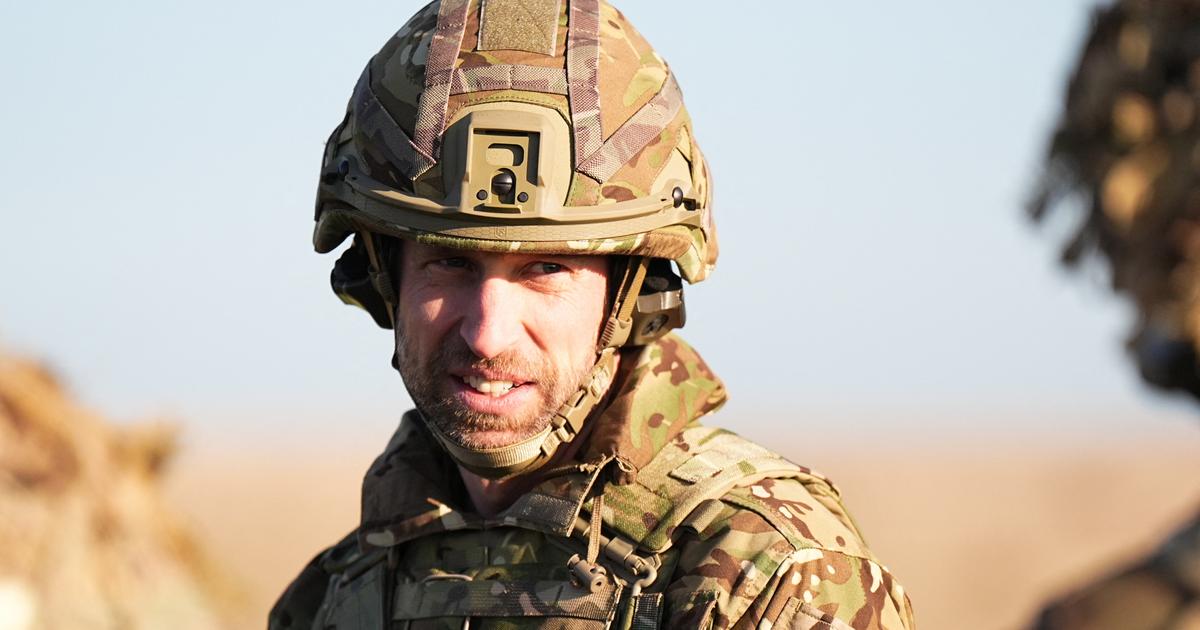 Tir avec un fusil de sniper, drone... Les images du prince William ...