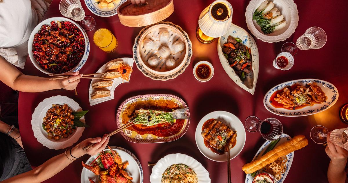 Au restaurant parisien Red Katz, le potentiel érotique de la baguette chinoise