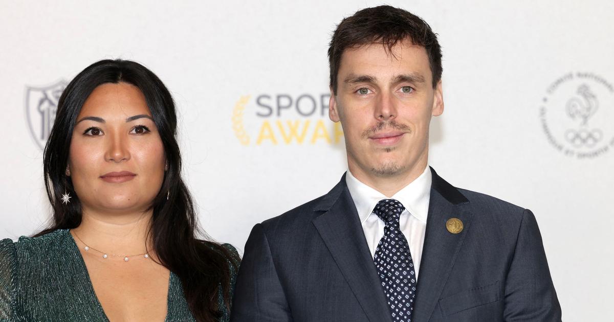 Marie et Louis Ducruet parents comblés : cette belle photo de famille avec leurs deux filles ...