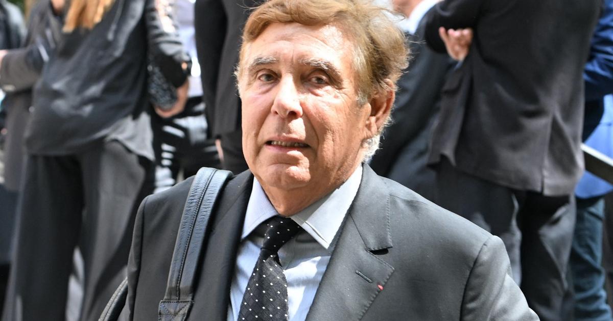 Jean-Pierre Foucault en deuil : à la veille de Noël, il partage une ...