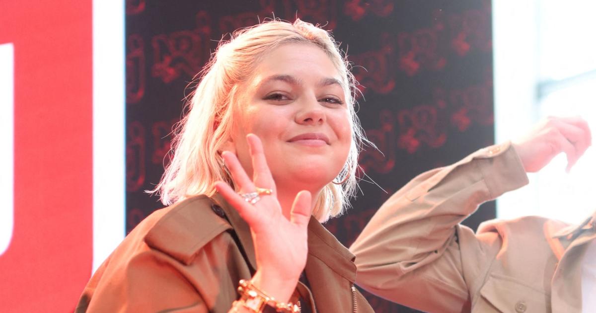 Louane en vacances au ski : sa fille Esmée fait ses débuts sur la neige ...