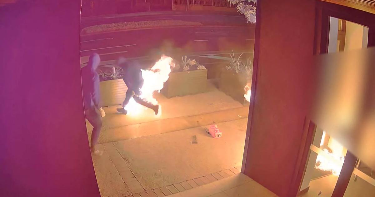 Australie : un pyromane tente d’incendier un restaurant, se rate et met ...