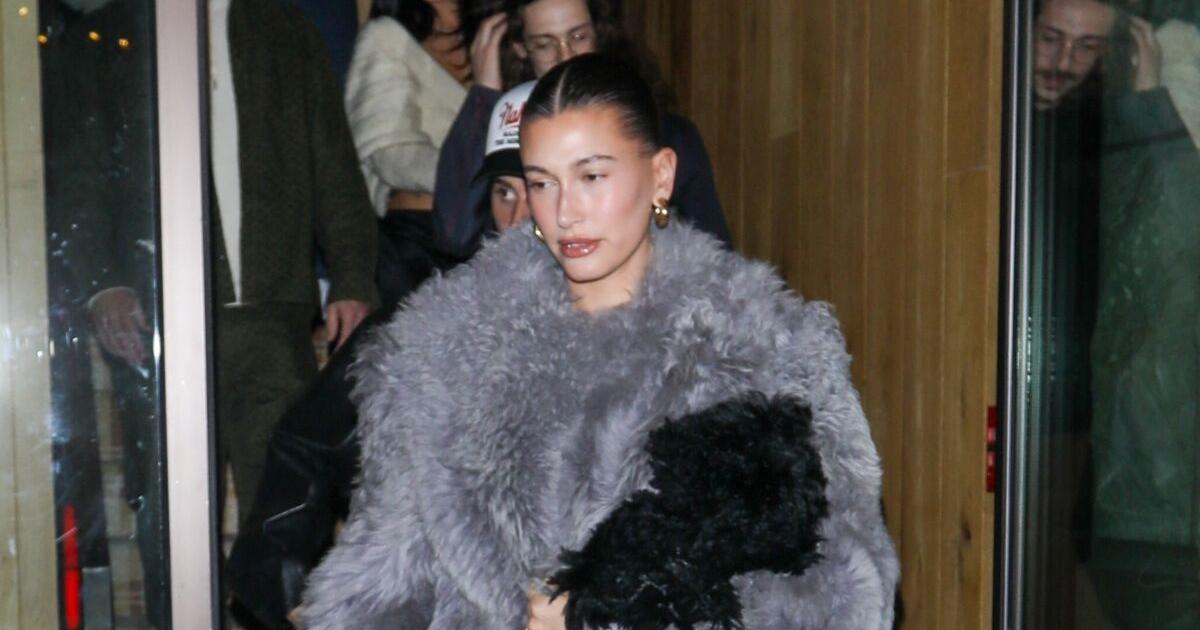 PHOTOS - Carla Bruni, Kate Moss... : la fourrure fait son grand retour ...