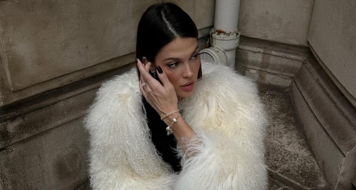PHOTOS - Carla Bruni, Kate Moss... : la fourrure fait son grand retour ...