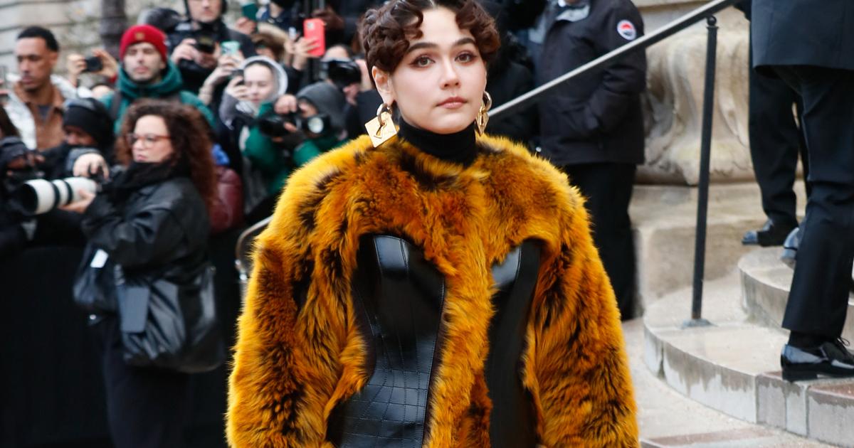 PHOTOS - Carla Bruni, Philippine Leroy-Beaulieu... Schiaparelli lance ...