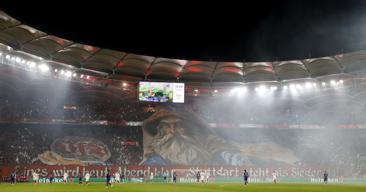 PSG : des banderoles hostiles à Nasser Al-Khelaïfi déployées par les ...