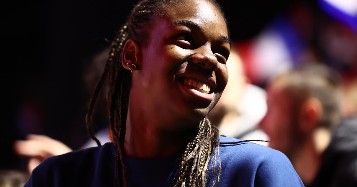 Physique hors norme, dunk historique... Qui est Dominique Malonga, la ...