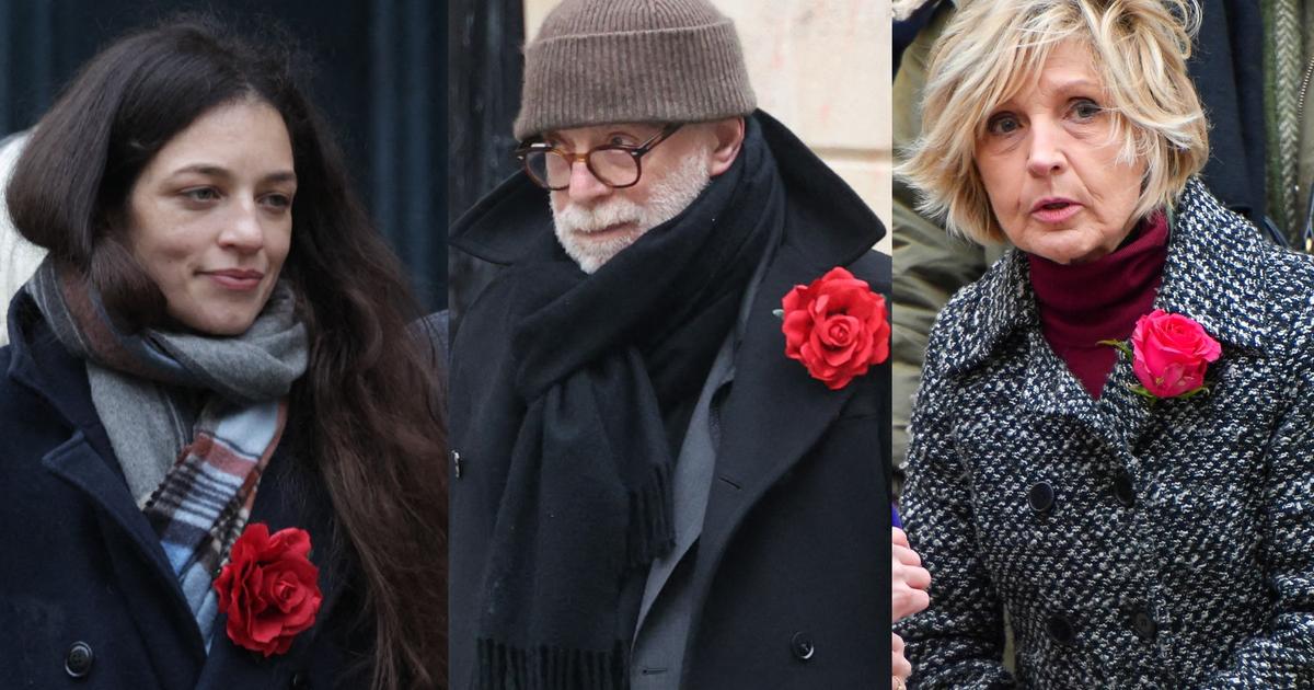 PHOTOS - Obsèques de Catherine Laborde : cet accessoire symbolique qui ...