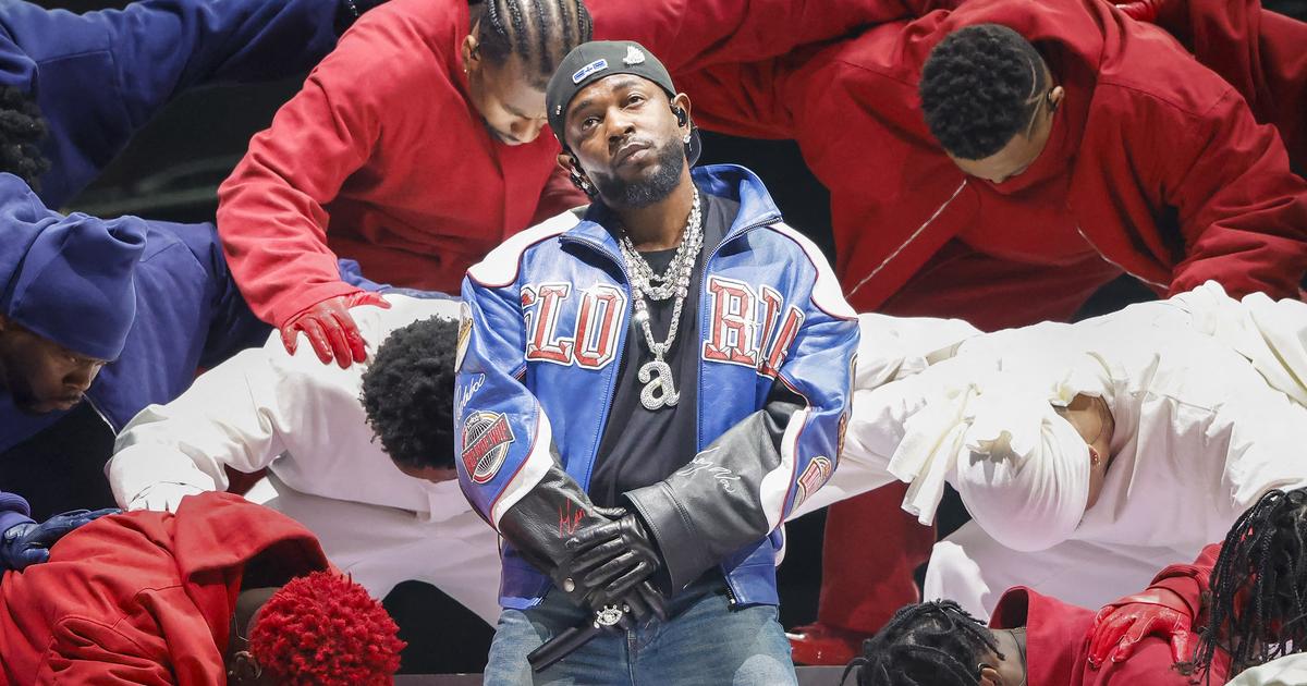 Kendrick Lamar enflamme la scène du Super Bowl 2025 avec une tenue ...