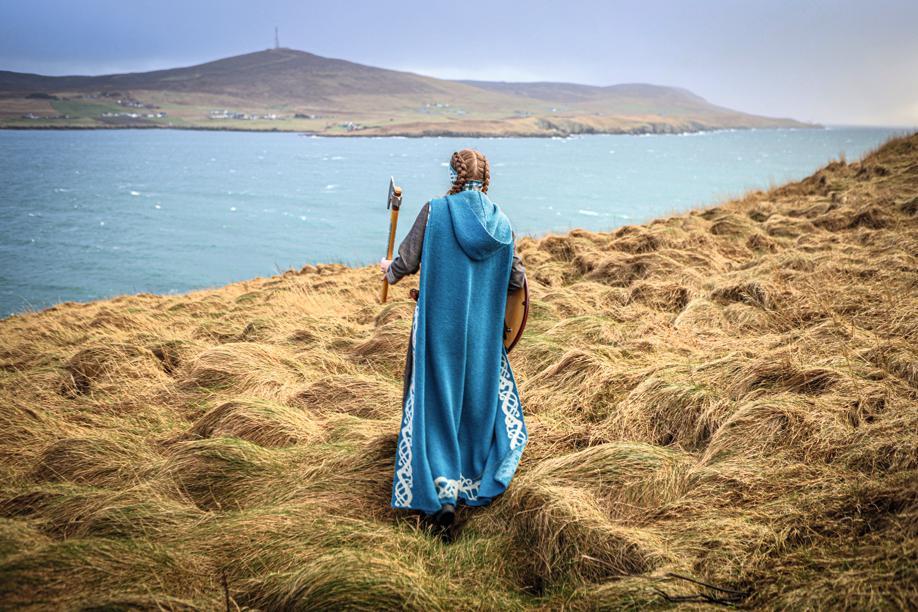 «Pendant 28 heures, on marche, chante et crie dans le froid» : dans les ...