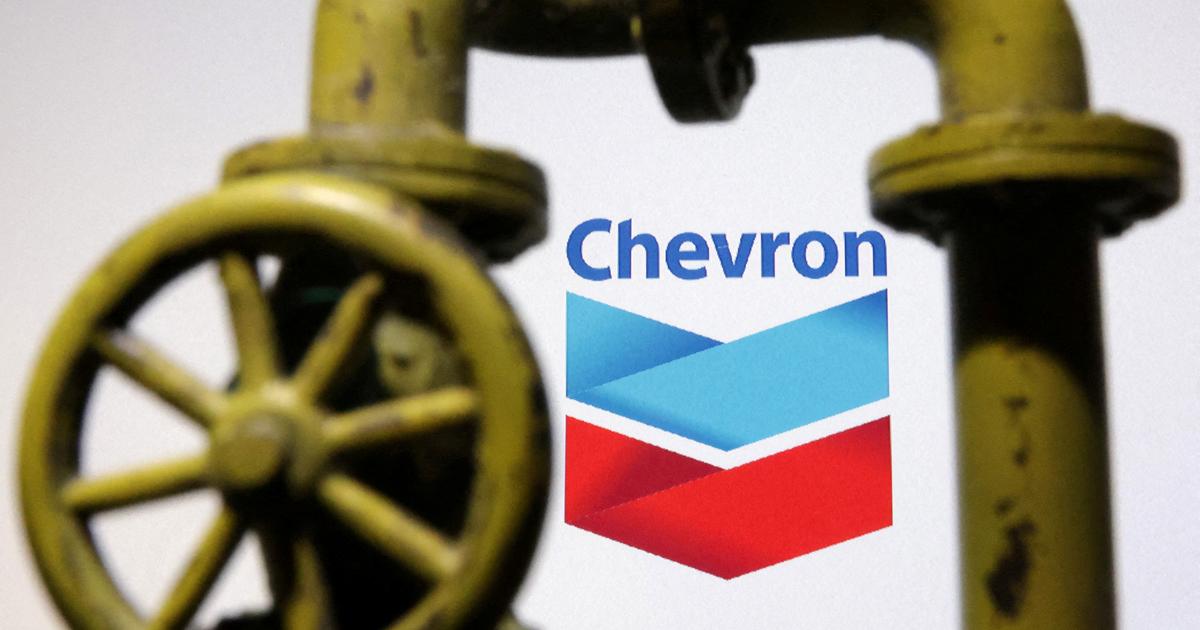 Donald Trump revient sur une autorisation pour Chevron d'exploiter du ...