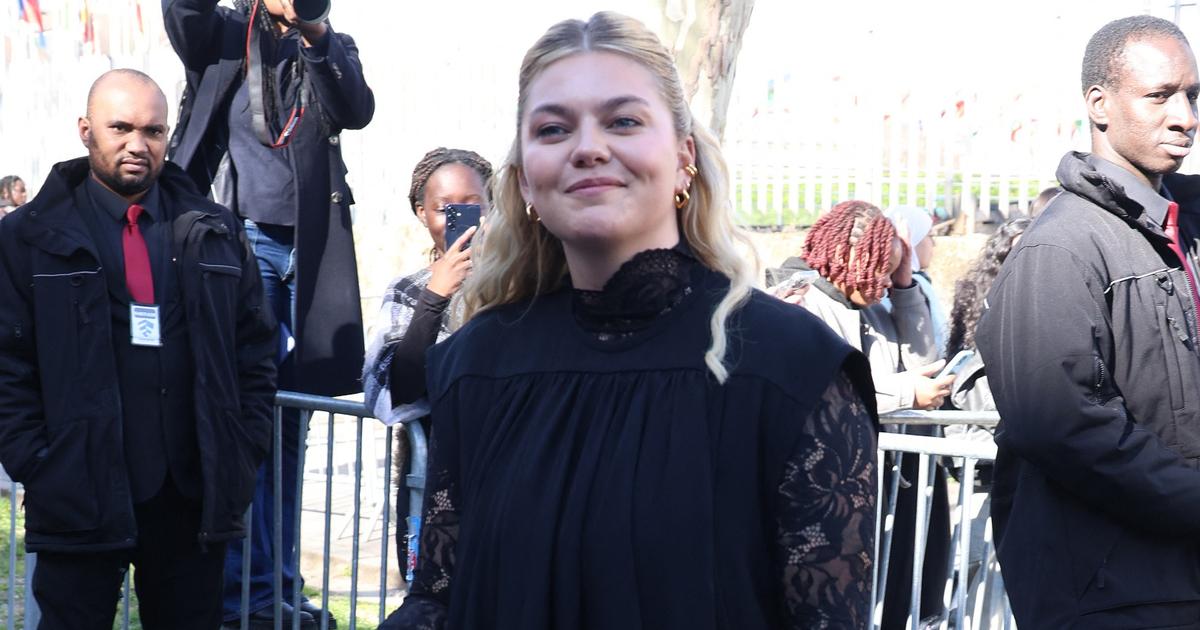 GALA VIDÉO - En bottes slouchy et robe boho, Louane et Marina Foïs ...