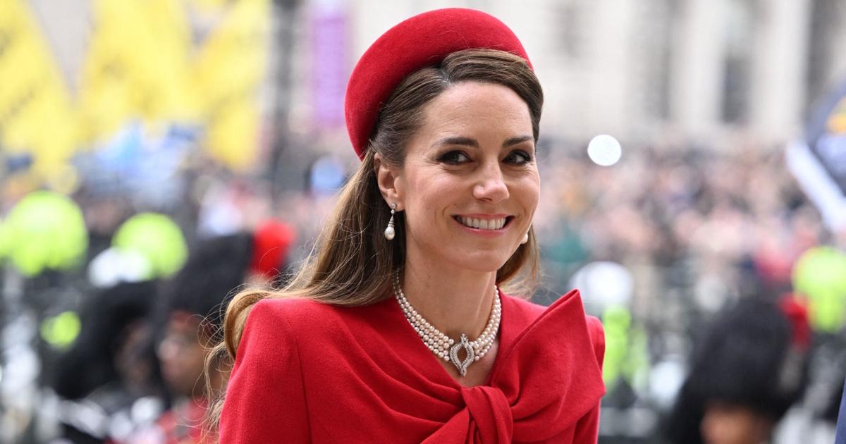 Kate Middleton flamboyante en total look monochrome rouge… La princesse ...