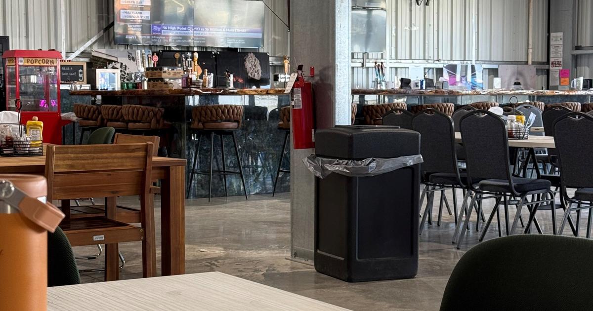 L'intérieur de la supérette "Boring Bodega" et ses multiples services