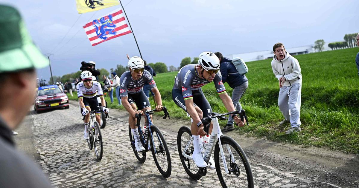Paris-Roubaix : Van der Poel terrasse un malchanceux Pogacar