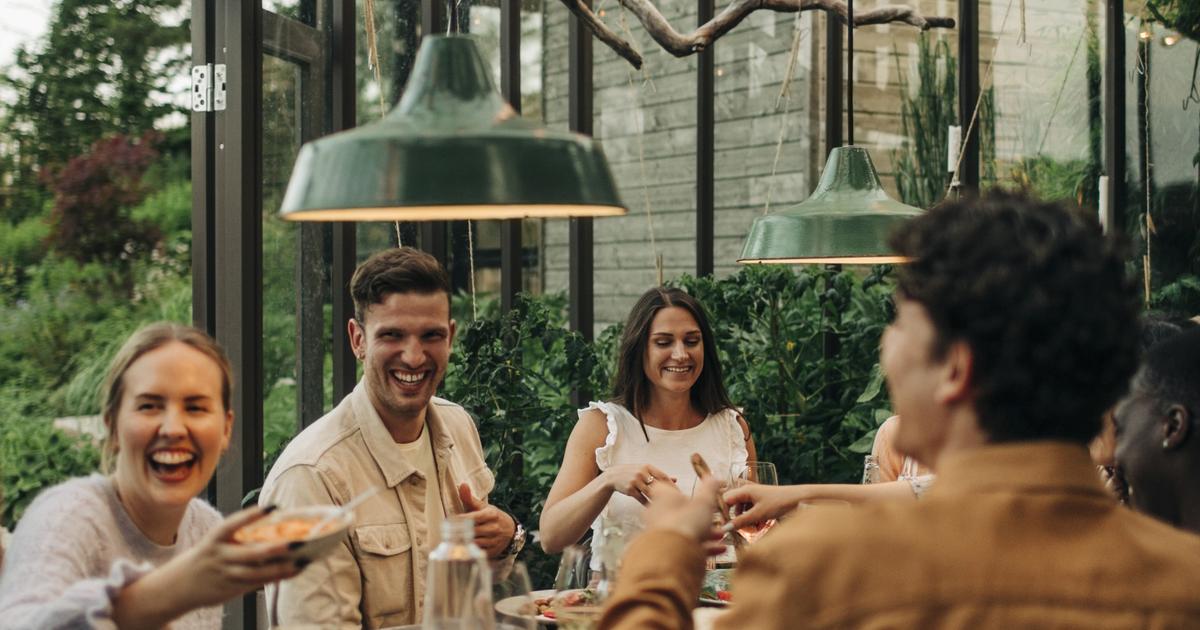 Friendship. These 4 profiles that don't do you well - Buna Time