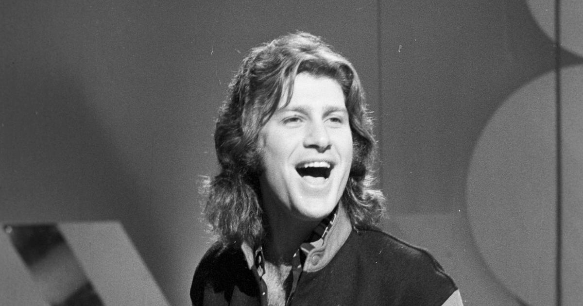 Mike Brant : pourquoi le chanteur tragiquement disparu il y a 50 ans ...