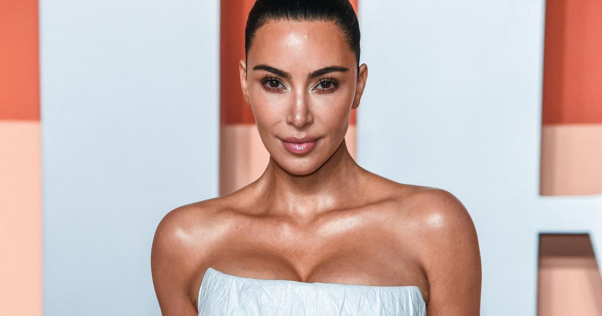 «Ils coûtent plus cher que ma maison» : à la plage, Kim Kardashian exhibe ses bracelets de ...