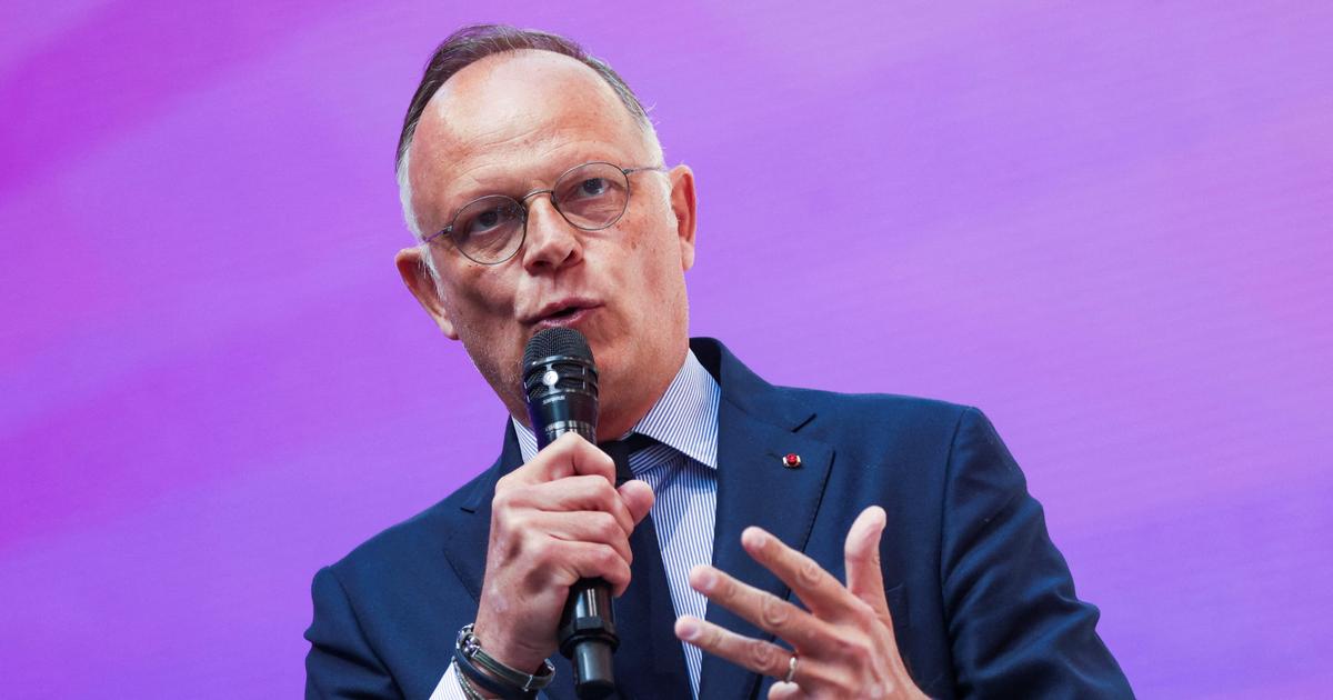 Présidentielle 2027 : un sondage prévoit un duel très serré entre Édouard Philippe et le ...