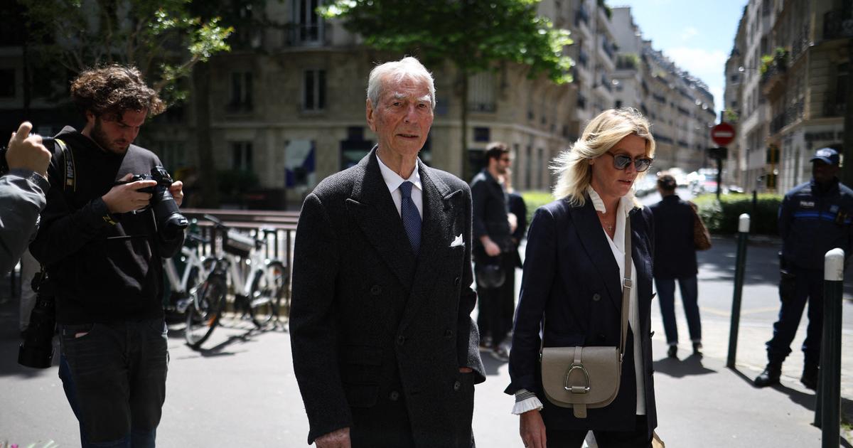 PHOTOS - Obsèques de Daniel Bilalian : sa fille unique Marguerite ...