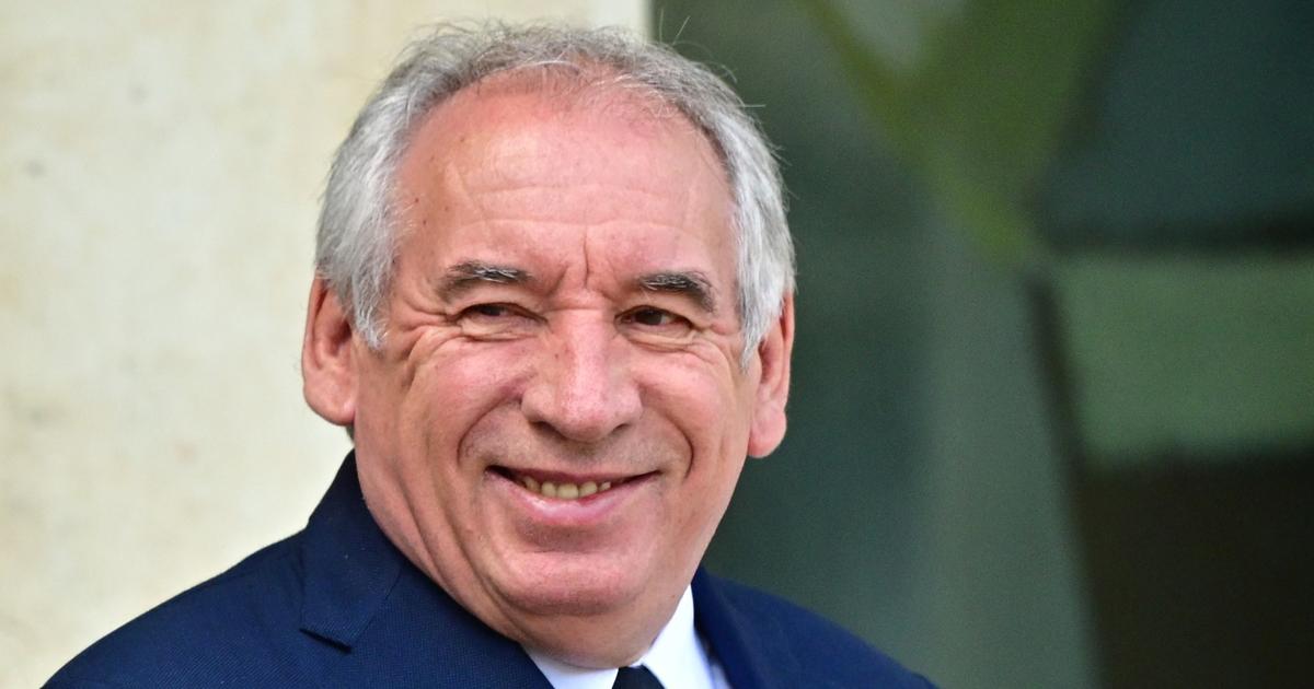François Bayrou : il a dit “oui” à son épouse Élisabeth en un temps ...