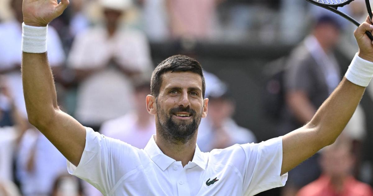 Picture cartoon porn the day of the meeting she texted me