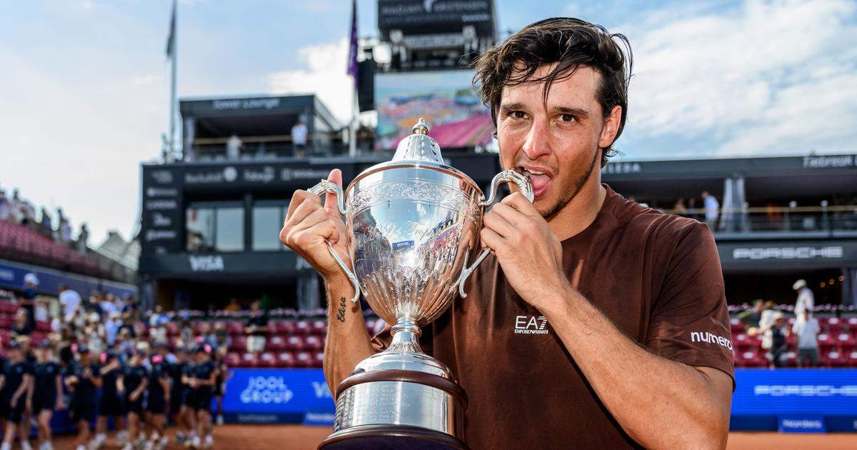 Lol superman video she stayed behind the threshold with a