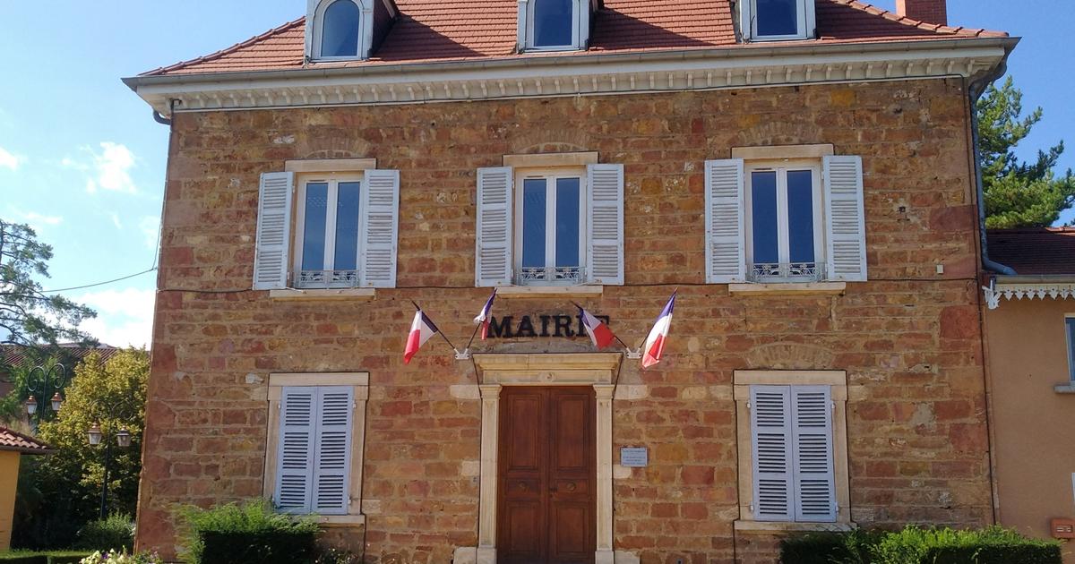 Au nord de Lyon, le maire d’un petit village du Beaujolais retrouve ses ...