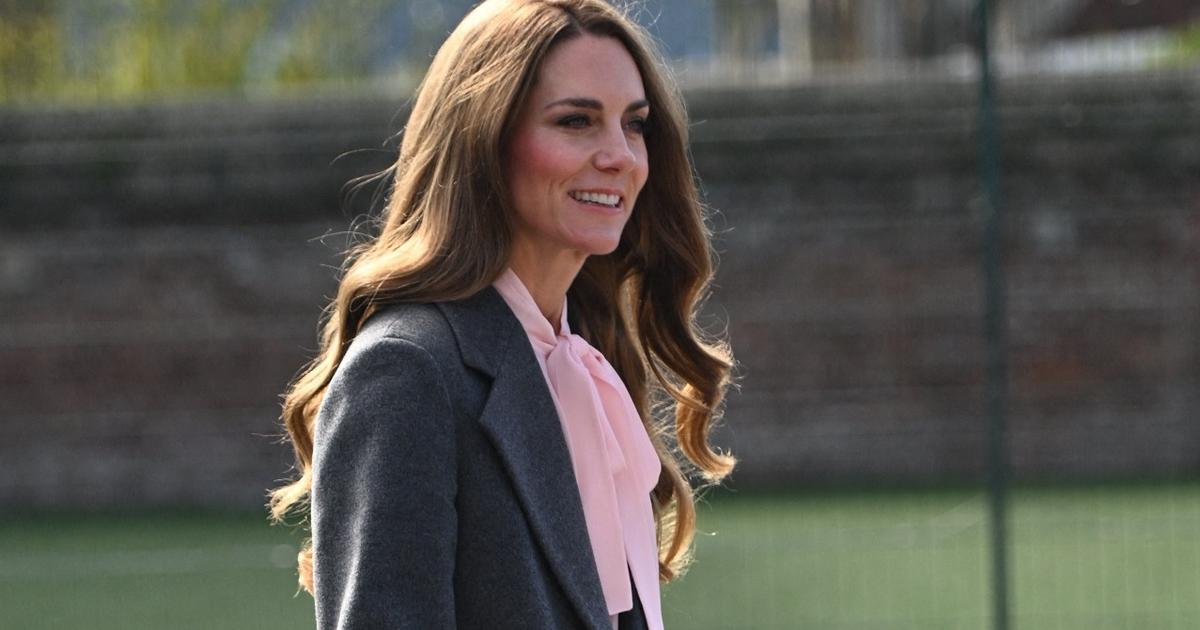 Kate Middleton et sa chemise à col lavallière, une English Rose à South ...