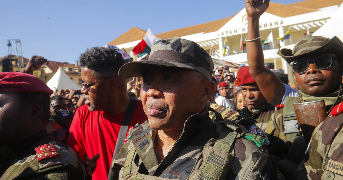 Madagascar : le colonel Randrianirina investi président et s’engage à ...
