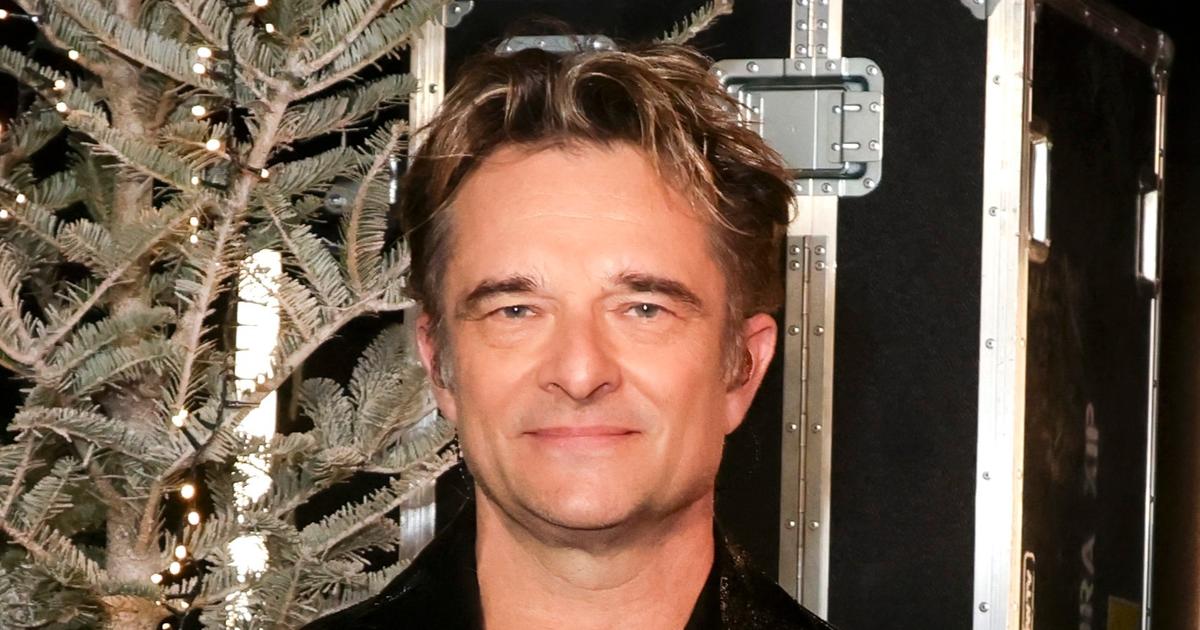 David Hallyday en virée shopping avec son fils Cameron : ils se ...