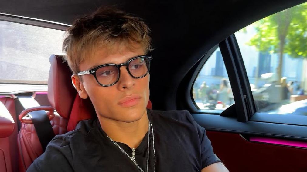 Corps dessiné, muscles saillants… Cameron Smet dévoile des photos de ...