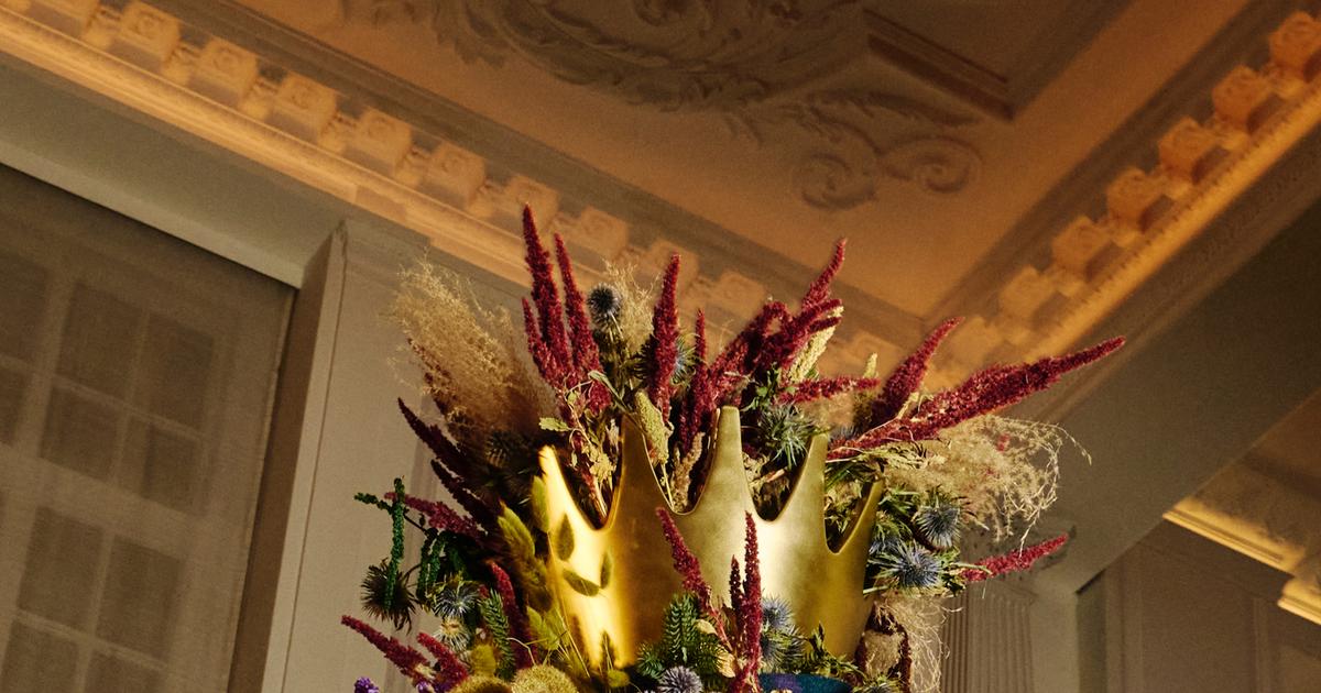 Burberry : les décorations du sapin de Noël de l’hôtel Claridge