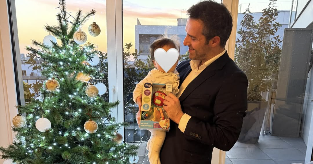 PHOTOS - Malika Ménard, Louis Sarkozy… Leur premier Noël avec bébé en ...