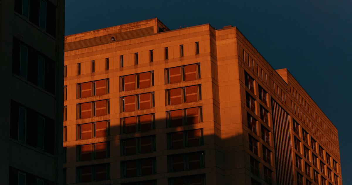 Le Metropolitan Detention Center, la prison new-yorkaise de sombre ...