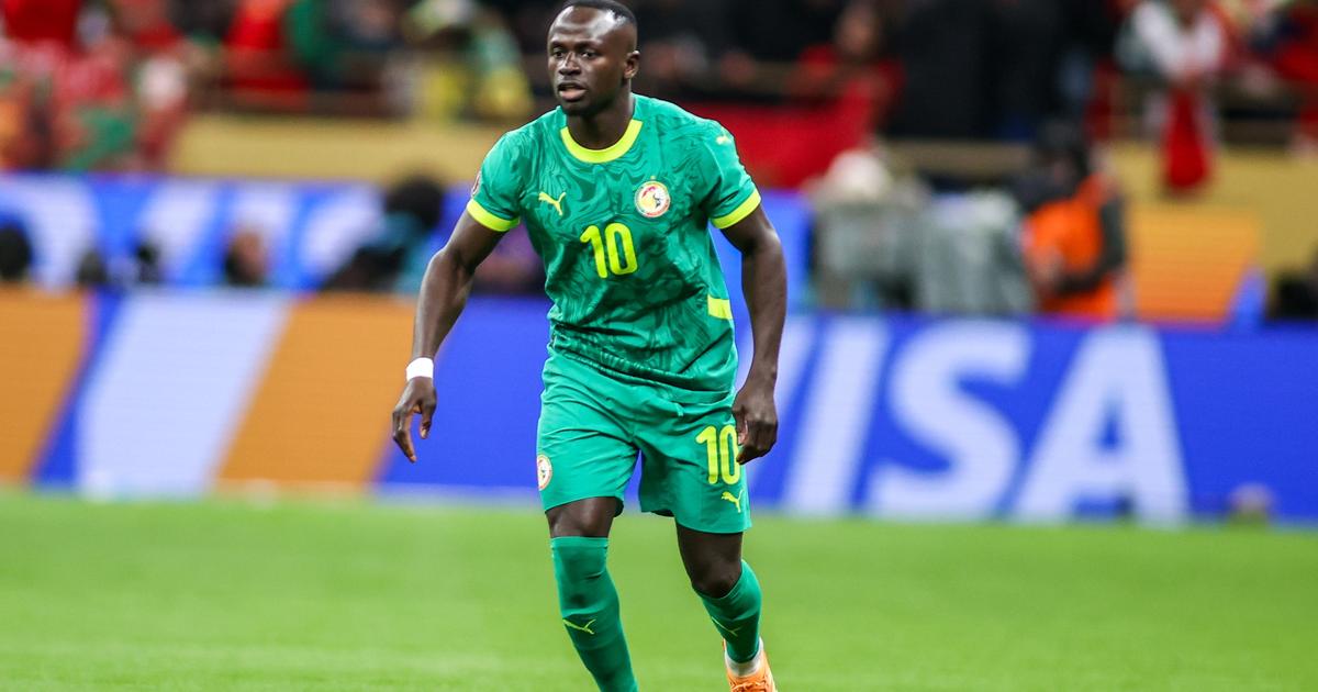«On va jouer comme des hommes»: en plein chaos, le geste fort de Sadio ...