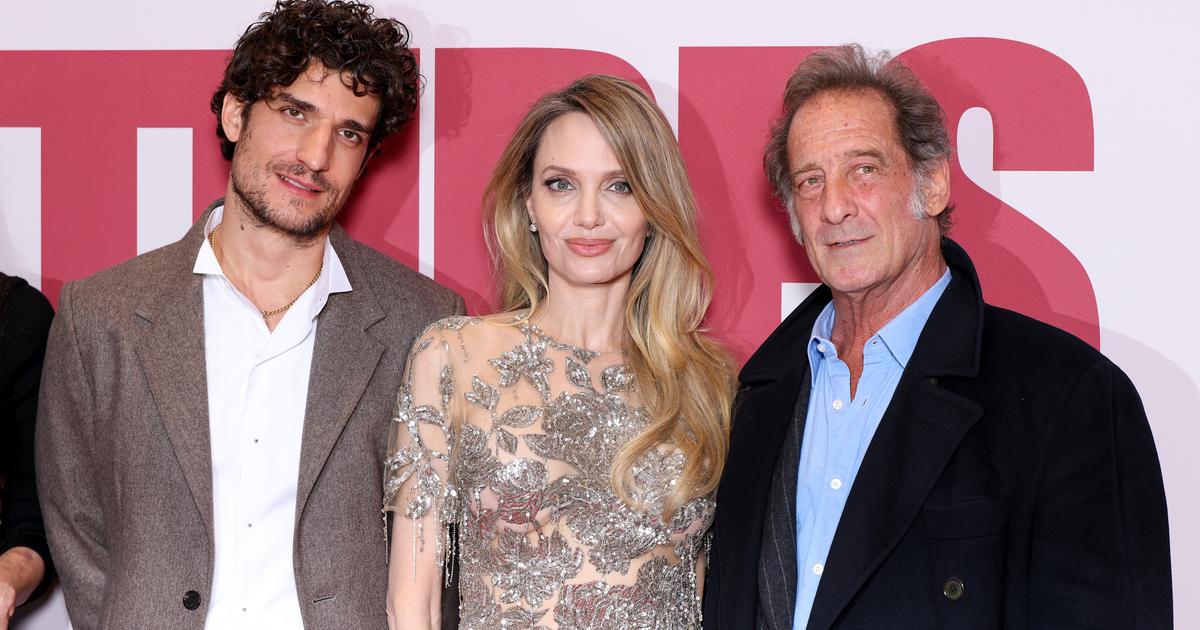 Angelina Jolie éblouit Paris dans une robe transparente à l’avant ...