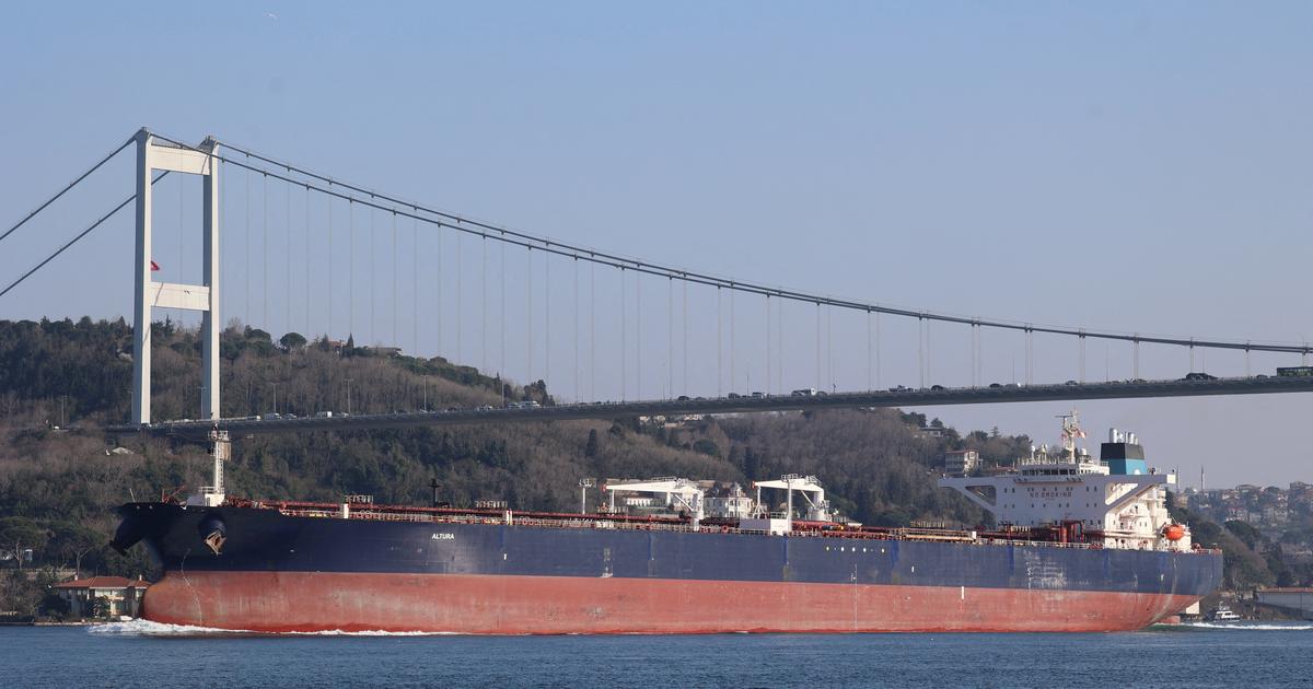 Un pétrolier turc quittant la Russie «attaqué» en mer Noire