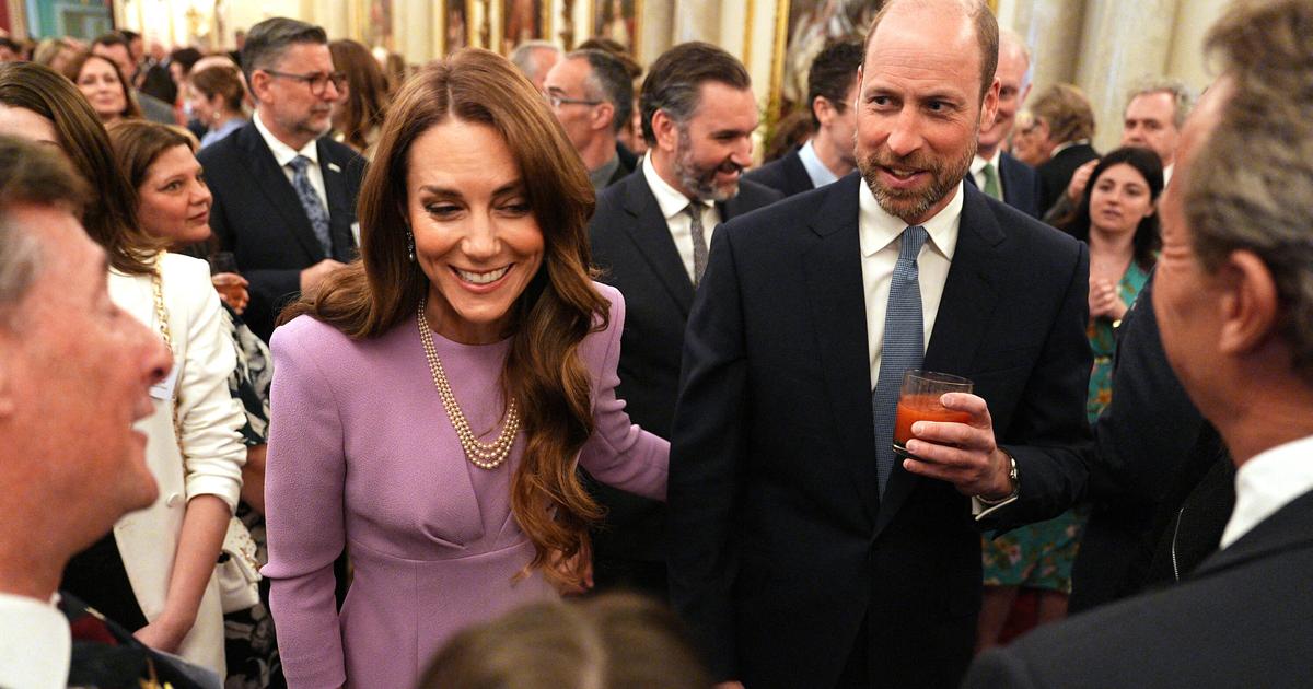 Kate Middleton rend hommage à Elizabeth II dans une robe couleur lilas