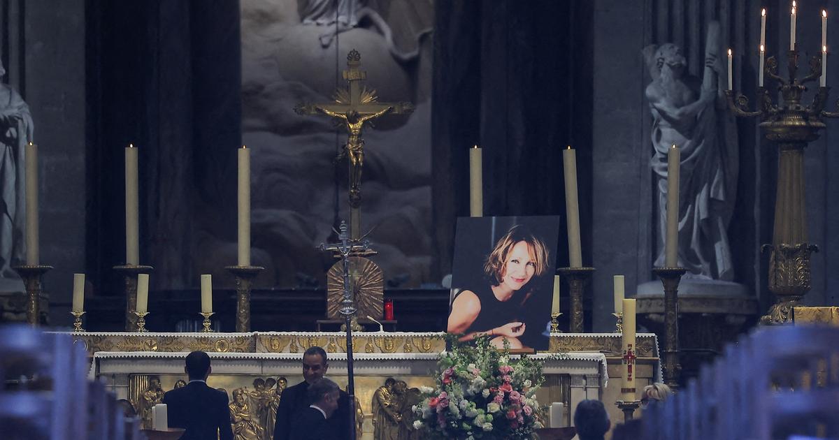 PHOTOS - Obsèques de Nathalie Baye : David Hallyday et Sylvie Vartan ...