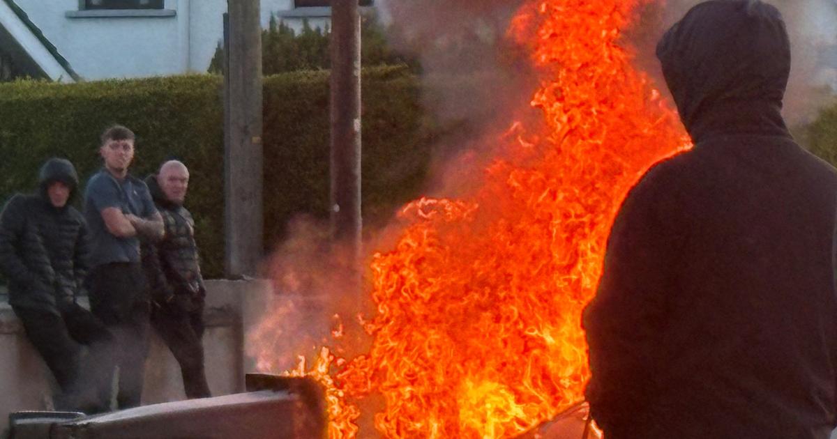 Incendies, jets de briques contre les forces de l’ordre... Nouvelle ...