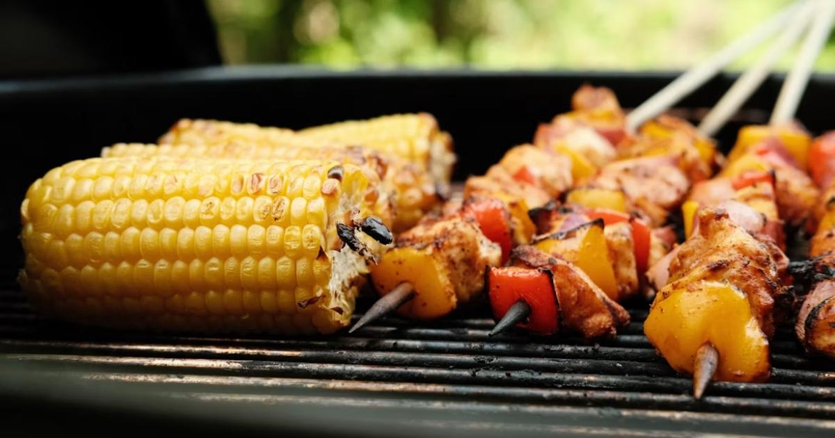 Préparez l’été sans vous ruiner grâce à ce barbecue Weber Cdiscount à ...