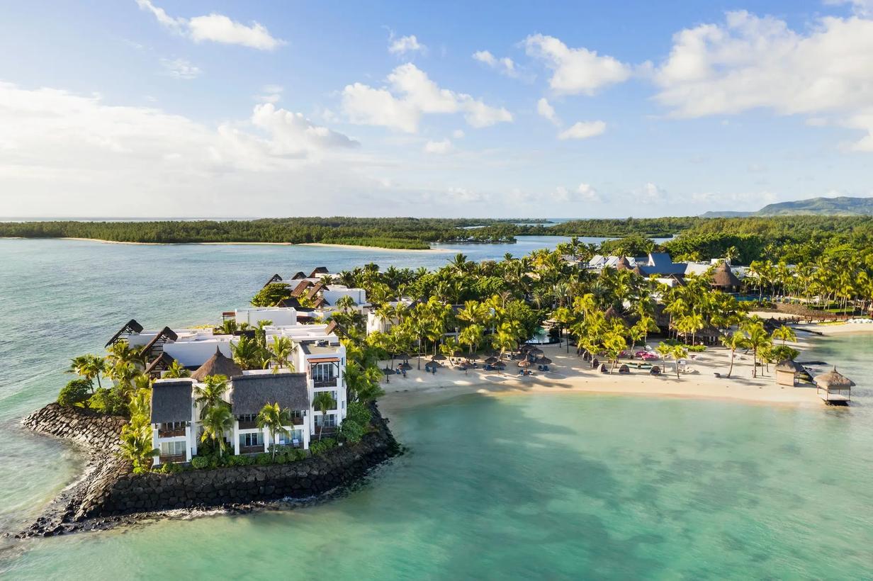Île Maurice : 10 hôtels qui incarnent la nouvelle vague du tourisme ...