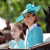 Le «clan» Léon Marchand, une famille entière pour emmener le nageur au ...