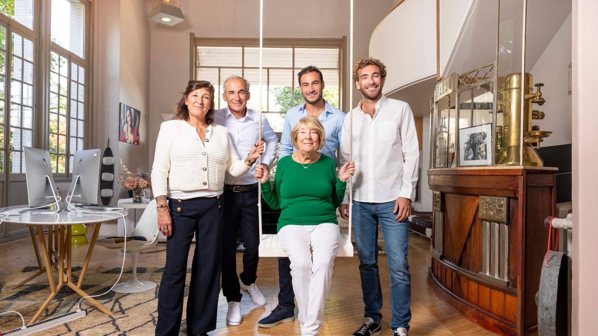 «Vous pourrez dire que nous sommes normaux ?»: la vraie vie des Kretz, la famille d'agents ...