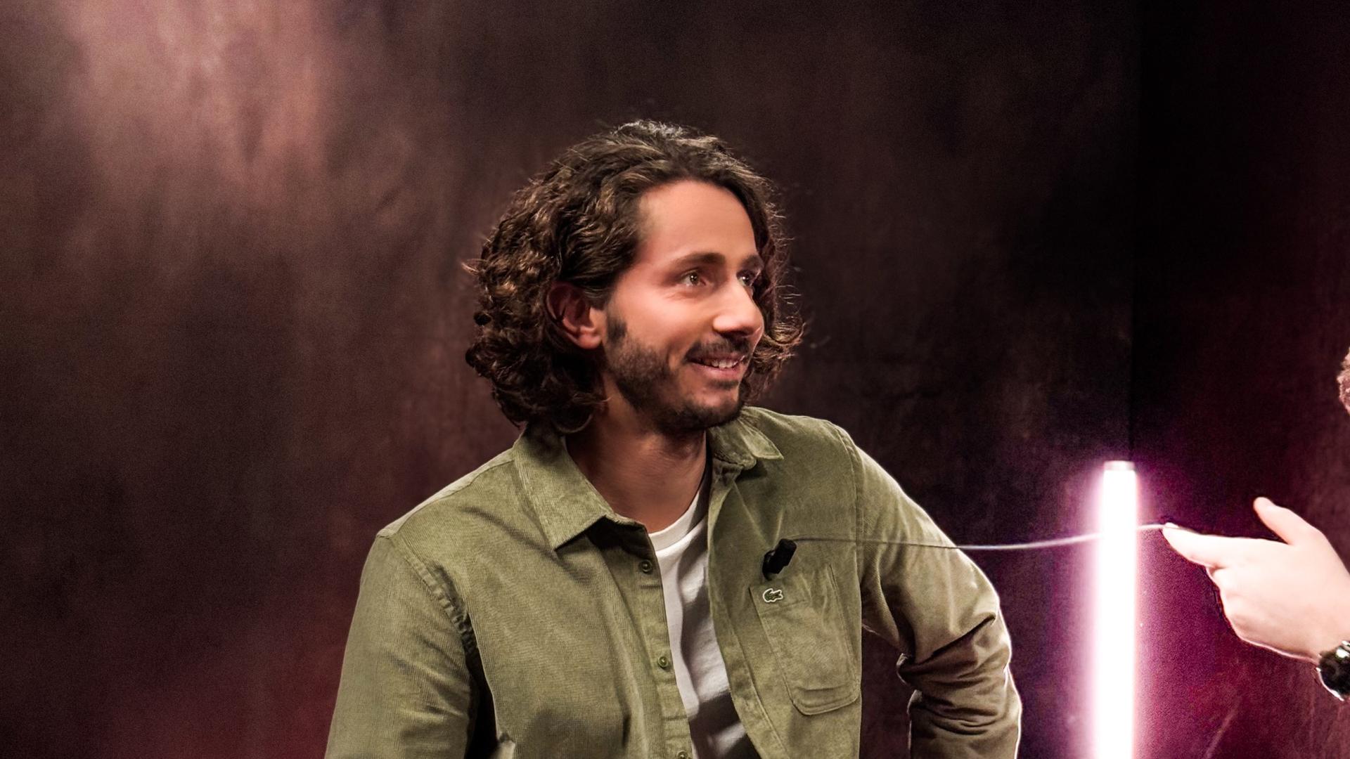 Les ambitions dévorantes de Guillaume Pley, histrion de la radio devenu ...