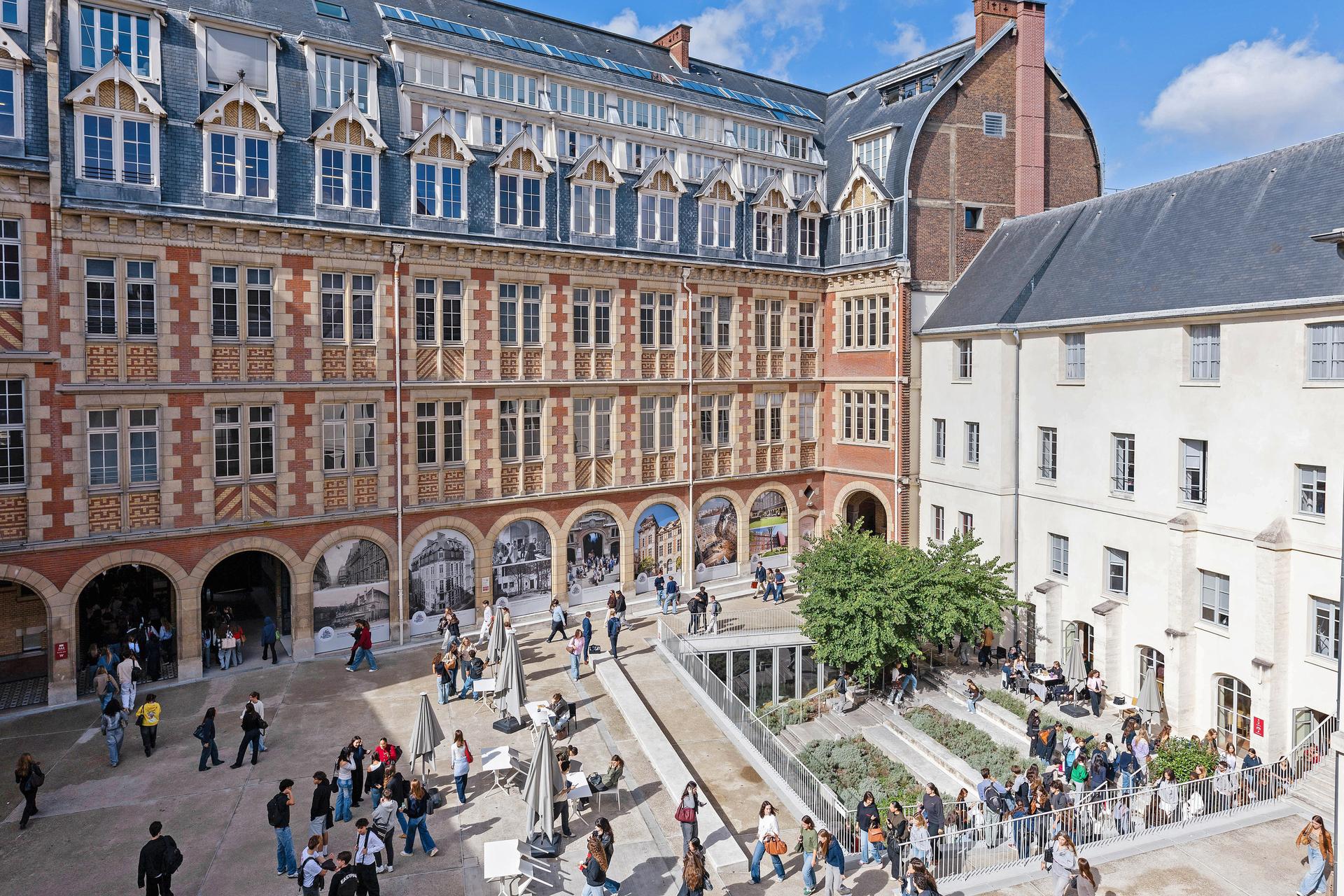 « La sérénité de notre campus rassure » : à Paris, le grand réveil de l ...