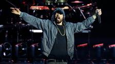 « J’ai dû réapprendre à rapper » : Eminem évoque son addiction aux ...